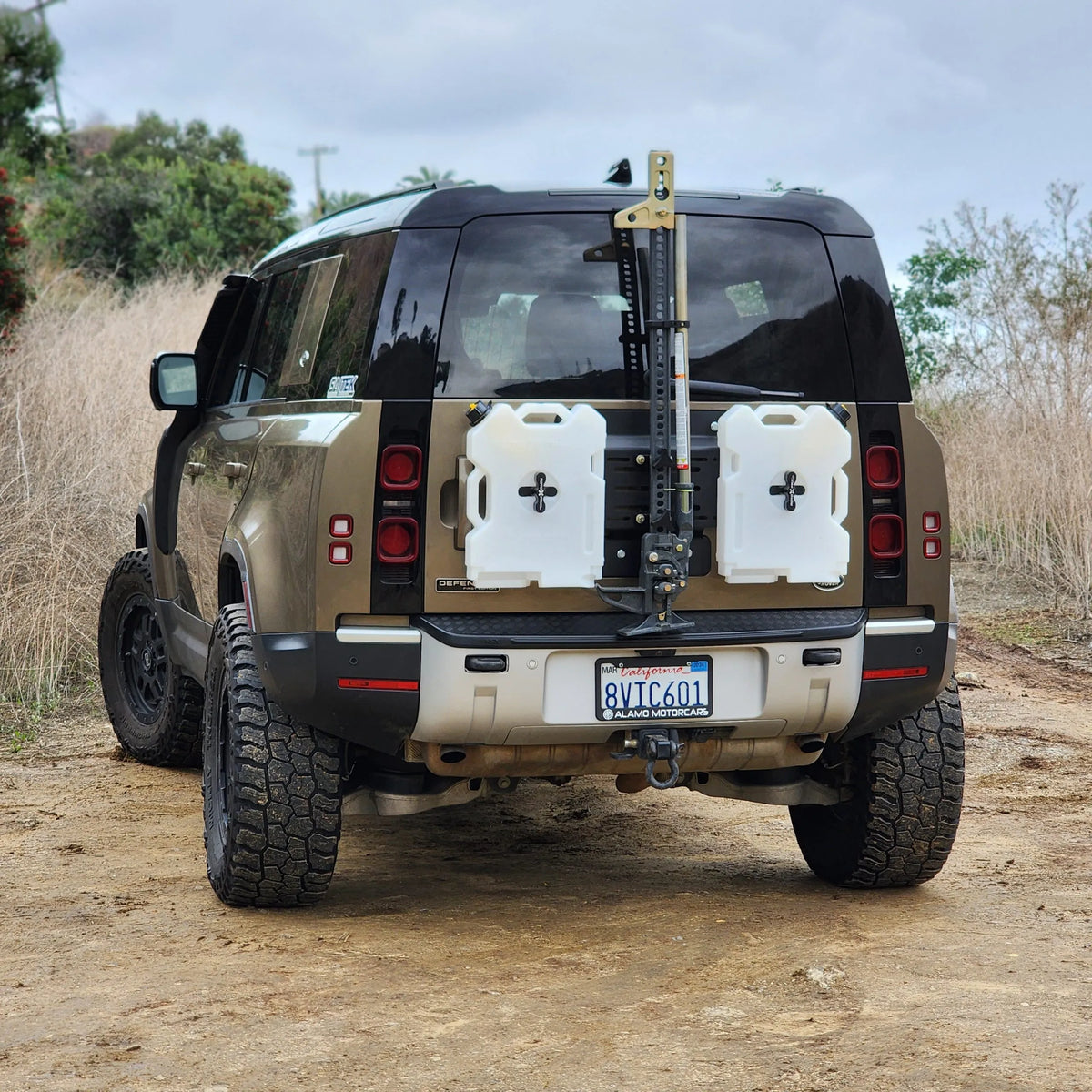 New Defender Saltek Spare Tire Delete – New Defender Mods