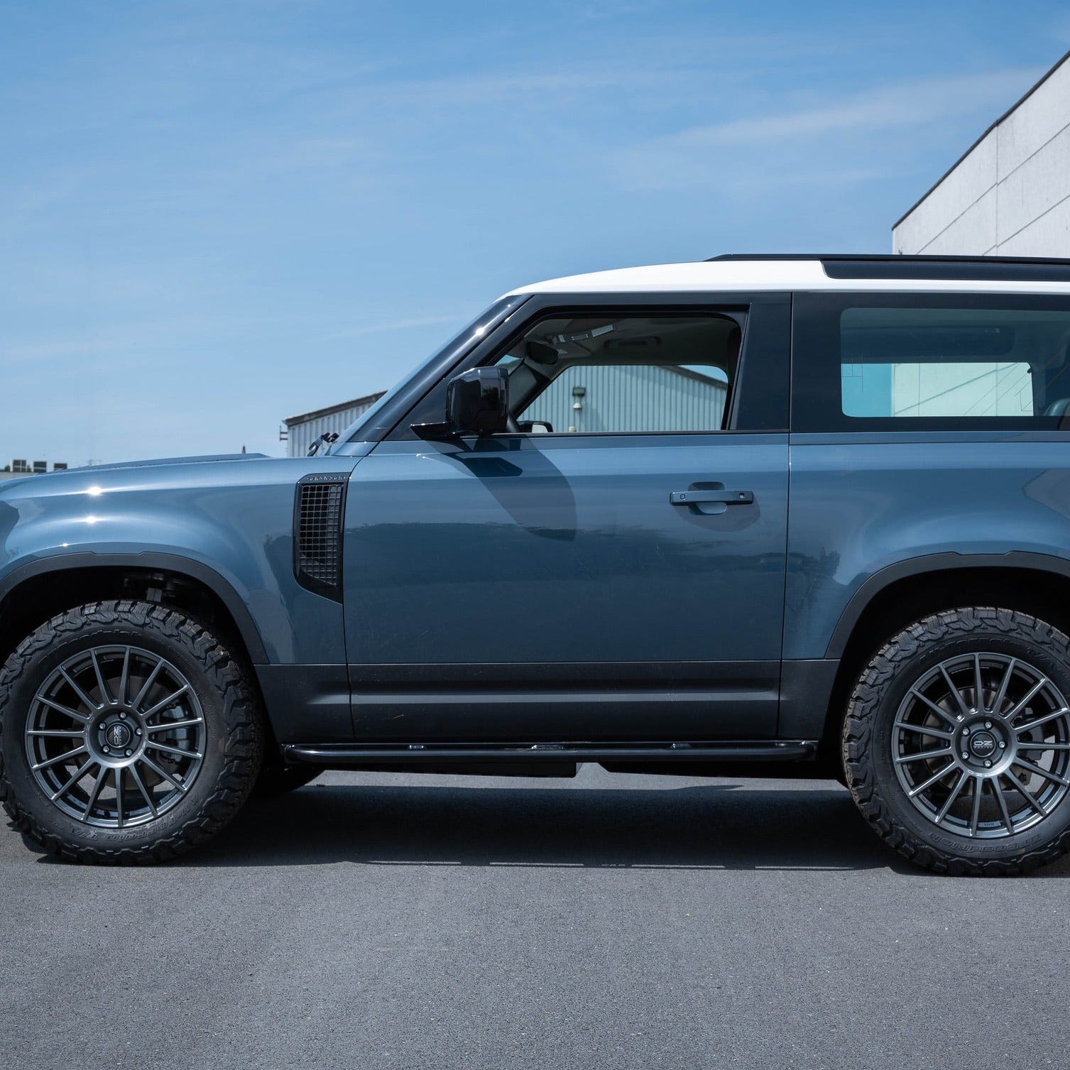 Land Rover Defender 90 Rock Sliders Tree Versus Sliders Tree Sliders
